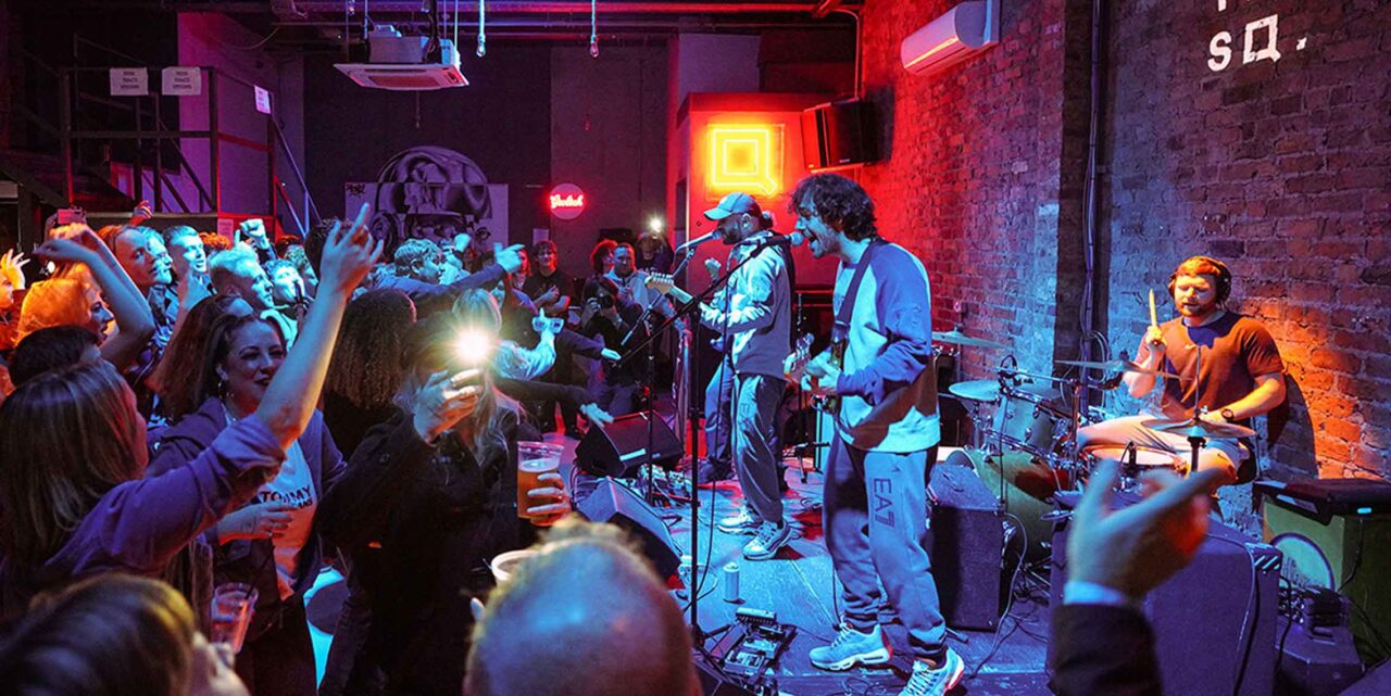 About us - Off The Square